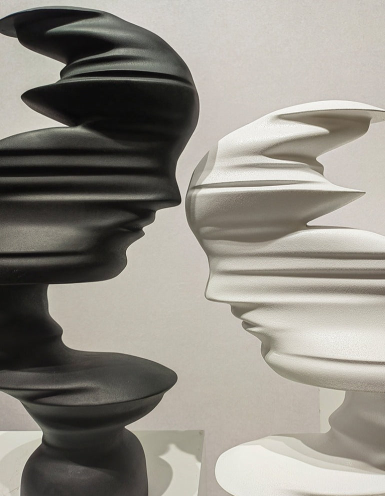 PUSTOLA – Artipieces